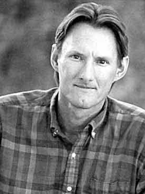 Saiba tudo sobre Brian J. Williams em 2025