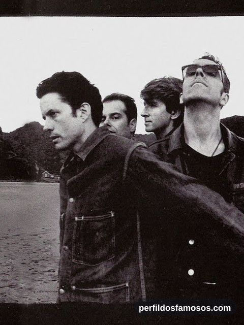 Saiba tudo sobre Crowded House em 2026