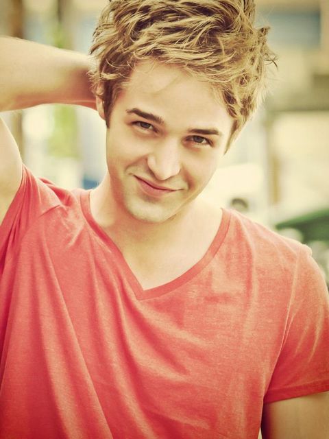 [Derek DuChesne] Biografia, Altura, Idade, Aniversário e Signo