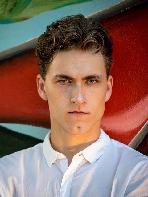 [Derek Turner] Biografia, Altura, Idade, Aniversário e Signo