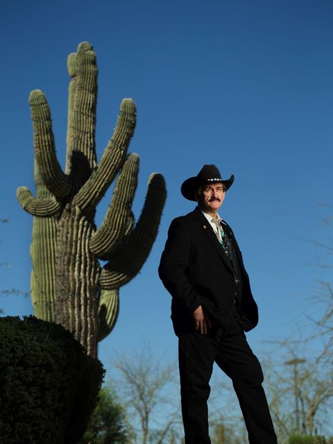 Saiba tudo sobre Derrel W. Sims em 2025