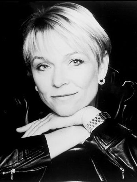 [Helen Fielding] Biografia, Altura, Idade, Aniversário e Signo