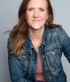 [Nancy Stone] Altura, Idade Atual, Aniversário e Signo
