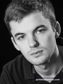 [Christopher Ryan Grant] Biografia, Altura, Idade, Aniversário e Signo