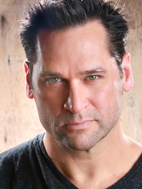 Saiba tudo sobre John Littlefield em 2025