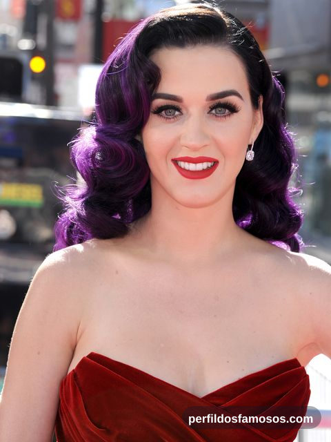 Katy Perry: idade, biografia e signo