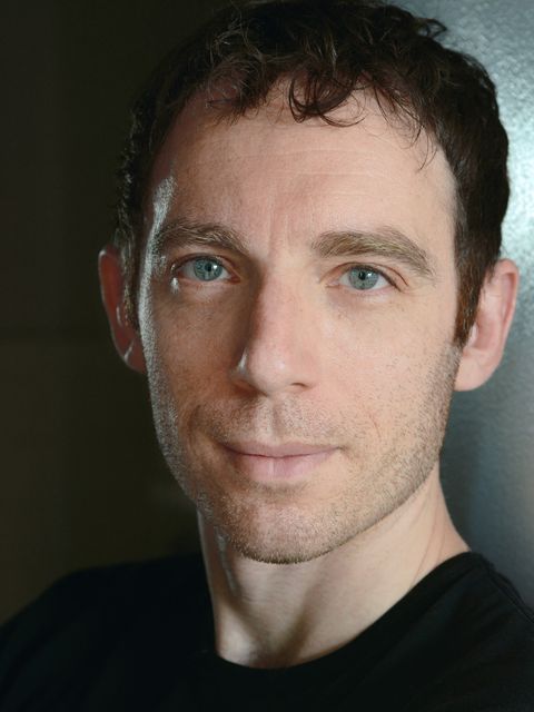 Saiba tudo sobre Max Gordon Moore em 2025