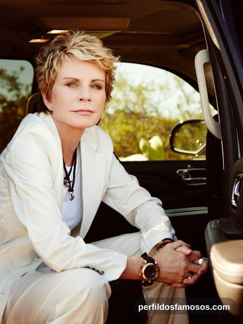 Patricia Cornwell: idade e signo