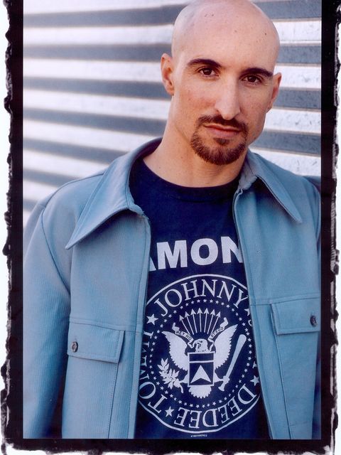 [Scott Menville] Biografia, Altura, Idade, Aniversário e Signo