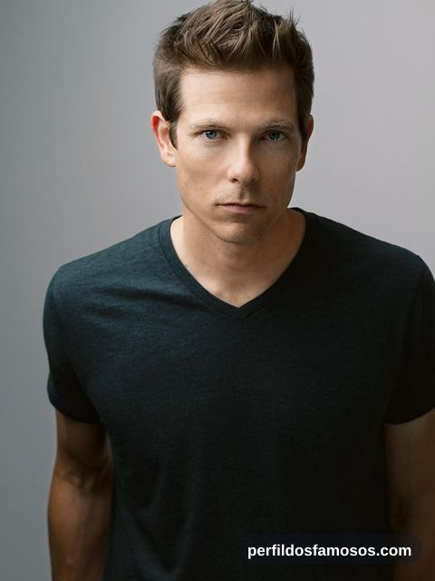 Sean Cw Johnson: idade, biografia e signo