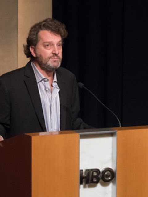 Saiba tudo sobre Stephen Burrows em 2025