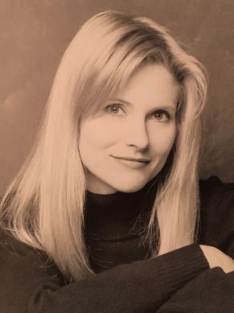 [Suzanne Snyder] Biografia, Altura, Idade, Aniversário e Signo